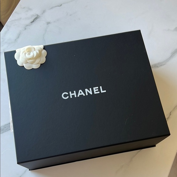 CHANEL | Storage & Organization | Chanel Black Gift Box With White ...